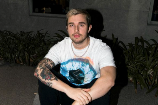 Who Is Marshmello? All About Christopher Comstock And The Man Behind ...