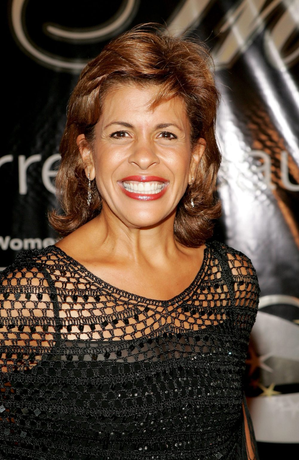 Hoda Kotb Looks So Young In Pre-‘Today Show’ Red Carpet Appearance