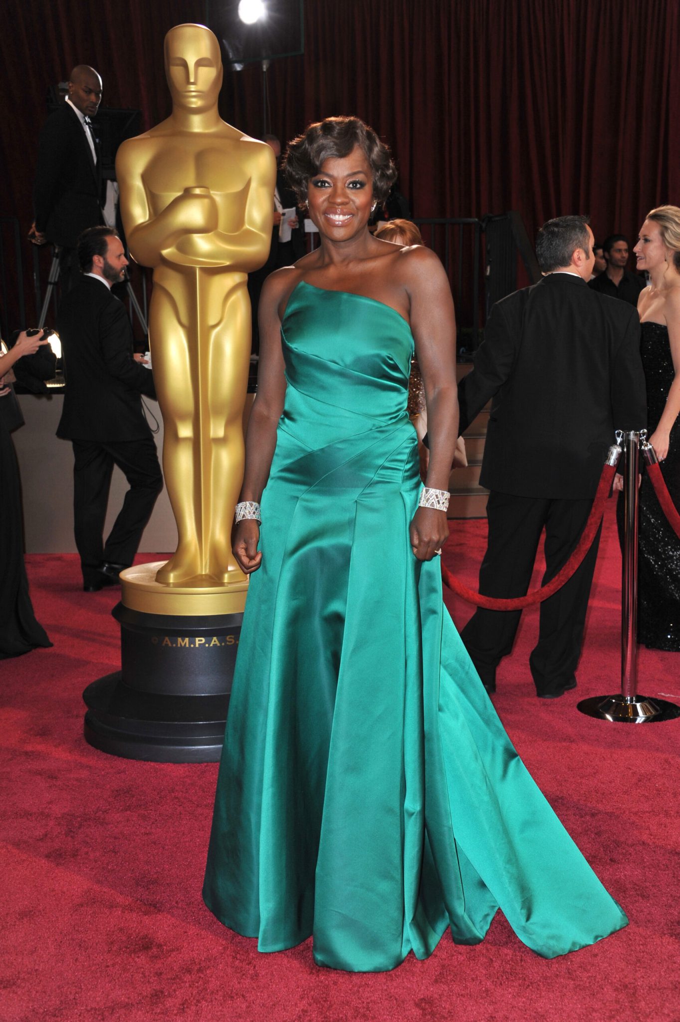 Viola Davis' Disastrous First Red Carpet Look Shows Her Style Evolution