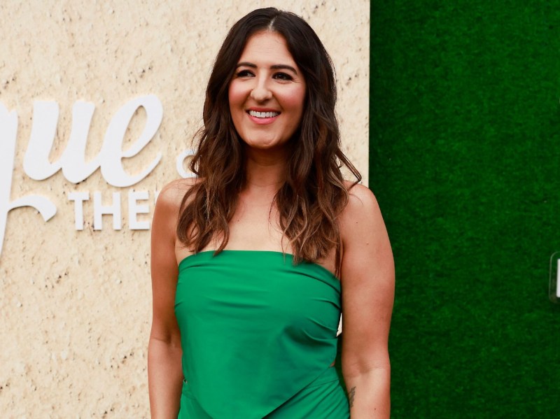 'A League Of Their Own' Actress D'Arcy Carden: Why She Needed The Role