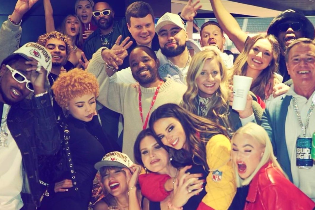 Keleigh Teller Gives Inside Look at Taylor Swift's Super Bowl Suite