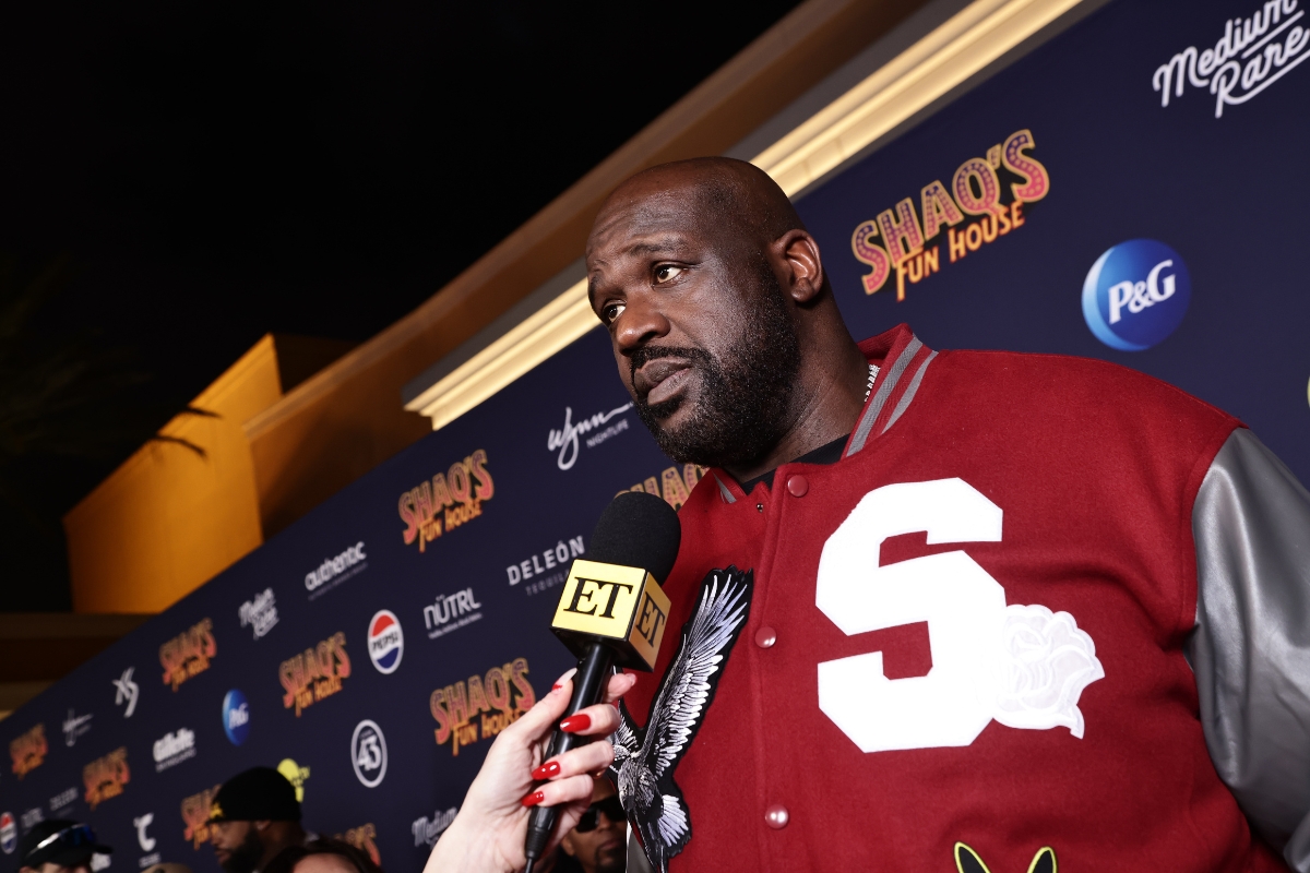 Shaquille O’Neal Reveals What He Said to Taylor Swift at Super Bowl