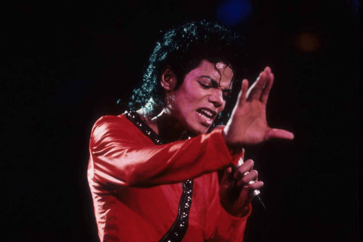 Michael Jackson's Alleged Victims Seek to Open Sealed Records