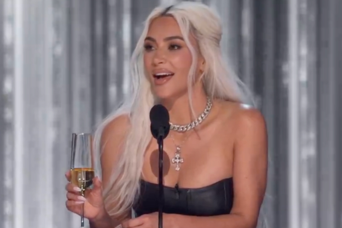 Netflix Edits Out Kim Kardashian Getting Booed at Tom Brady's Live Roast Special