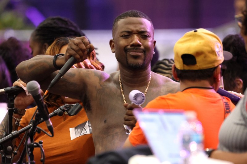 Ray J Has Shirtless Meltdown Outside of BET Awards, Says He’s Suicidal
