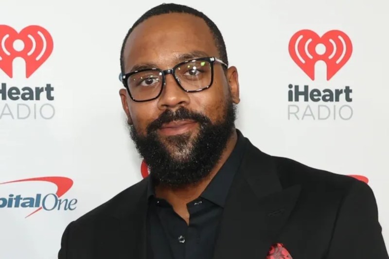 Marcus Jordan Photographed Snorting White Powder on Lunch Date