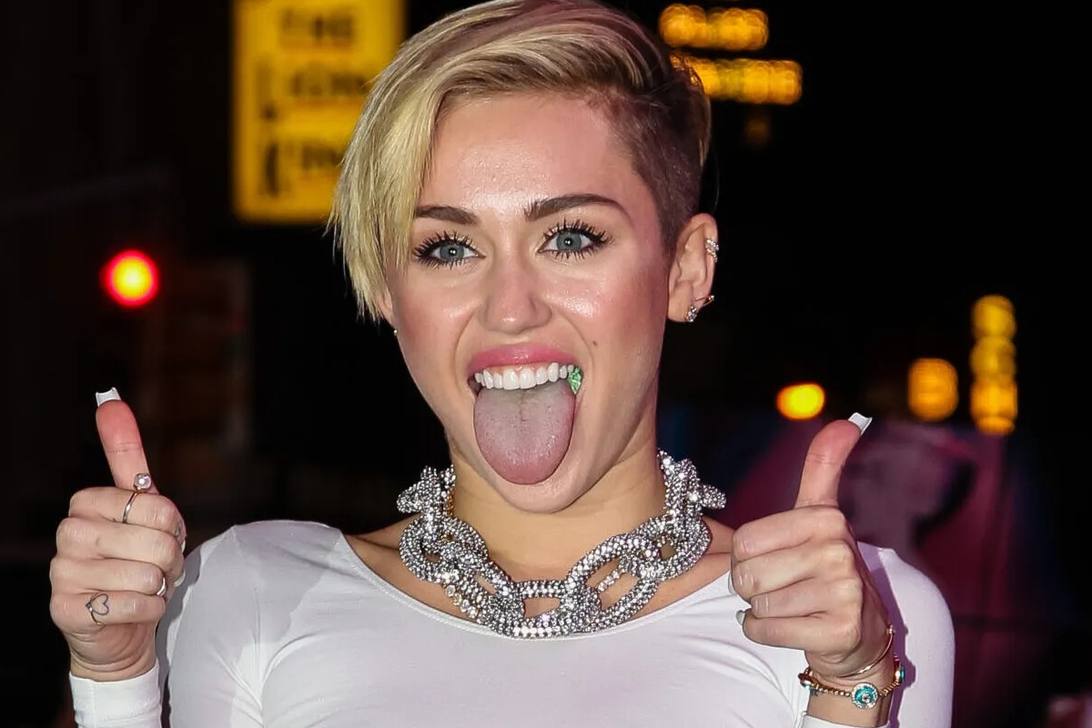 Miley Cyrus Opens Up About Her 'Malfunction' During ‘Bangerz’ Era