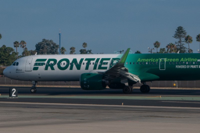 Frontier Airlines Passenger Forgets Phone, Demands Plane to Turn