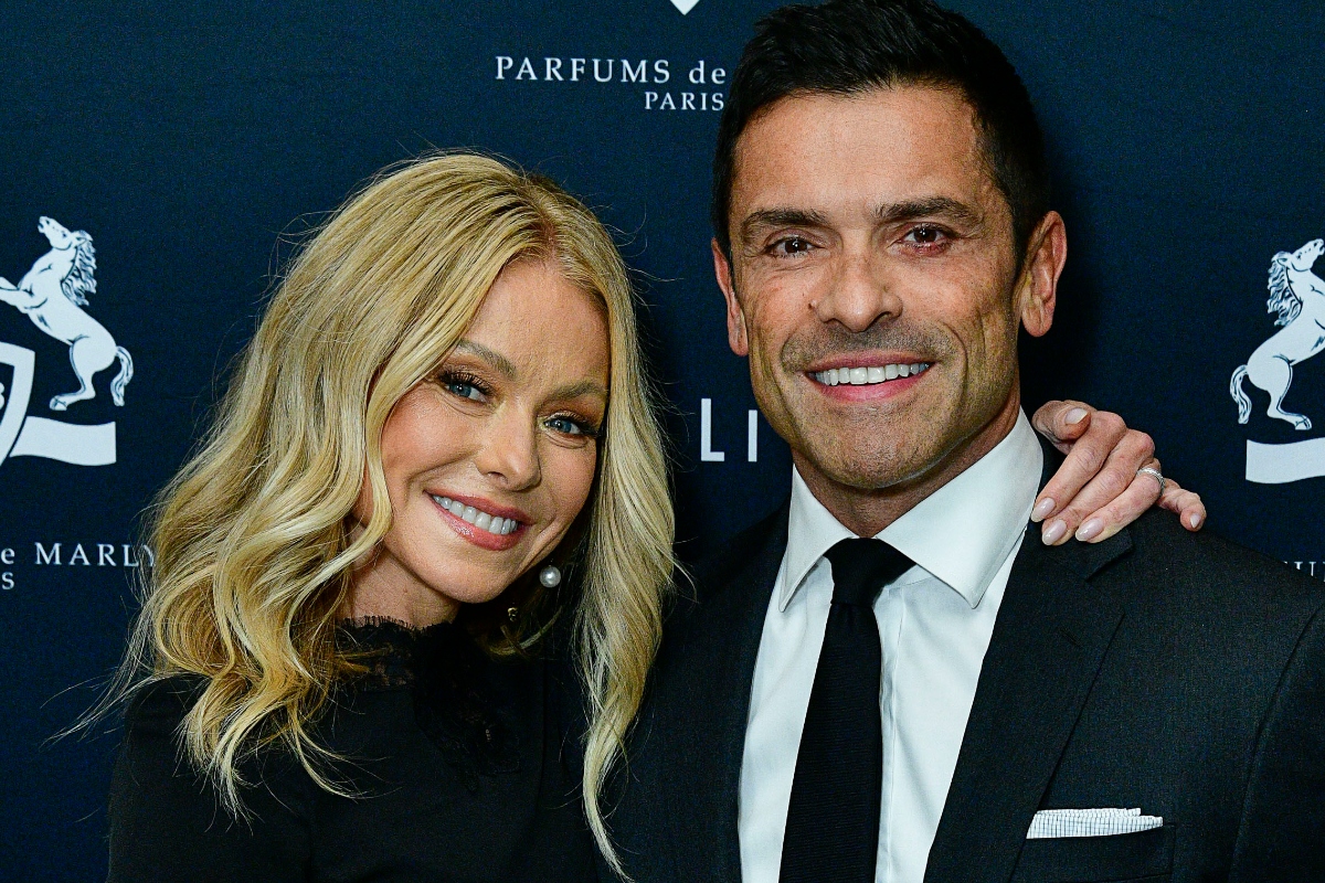 Kelly Ripa Says She Wants a 'Gray Divorce' From Mark Consuelos