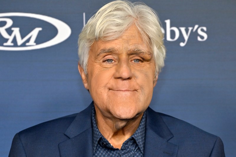 Jay Leno Hits Red Carpet With Swollen and Bruised Face Following Nasty Fall