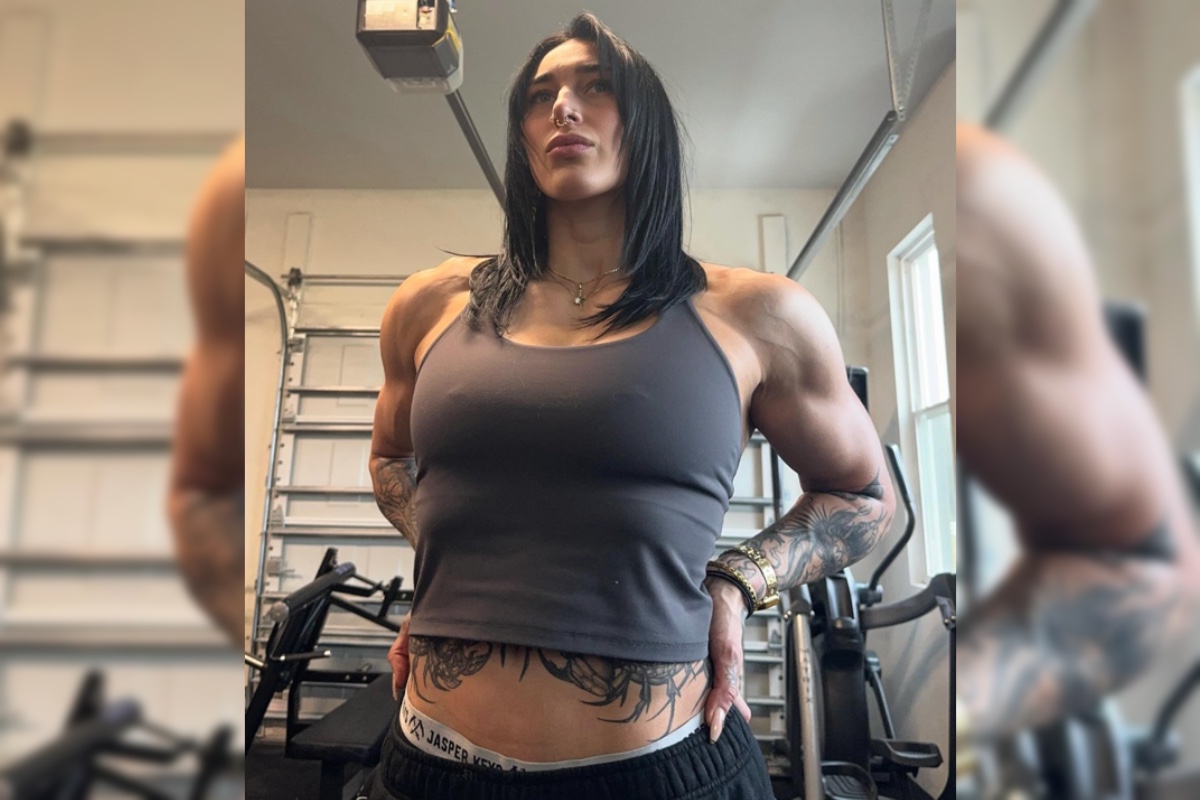 WWE's Rhea Ripley Poses in Tank Top During At-Home Workout