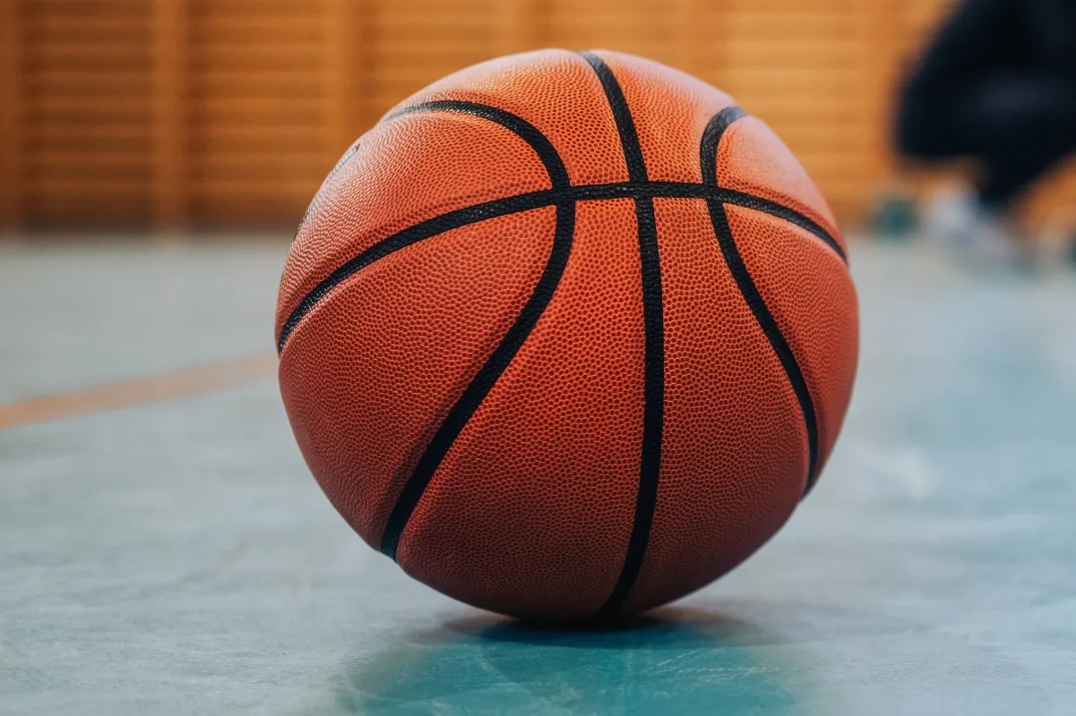 Bus Carrying College Basketball Team Catches Fire
