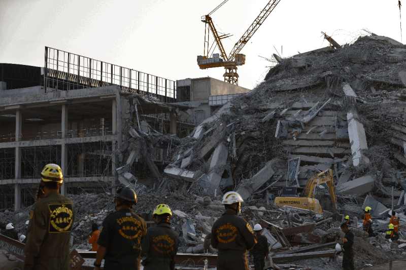 7.7 Magnitude Earthquake Rocks Thailand, Shocking Video Captures 30 ...