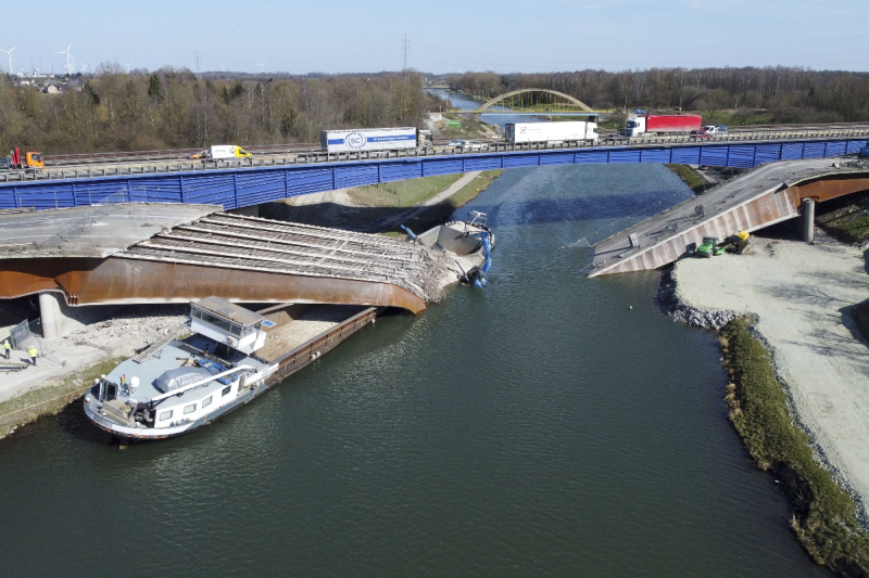 Highway Bridge Collapses, Leaving 1 Person Dead