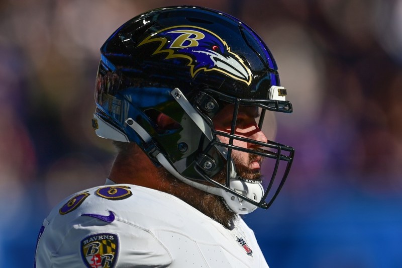 NFL Player Accuses Wife of Cheating on Him: Ben Cleveland Files for ...