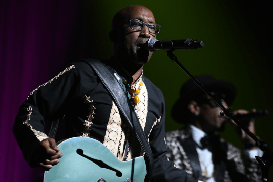 Tony! Toni! Toné! Guitarist D'Wayne Wiggins Dead at 64, Cause of Death ...