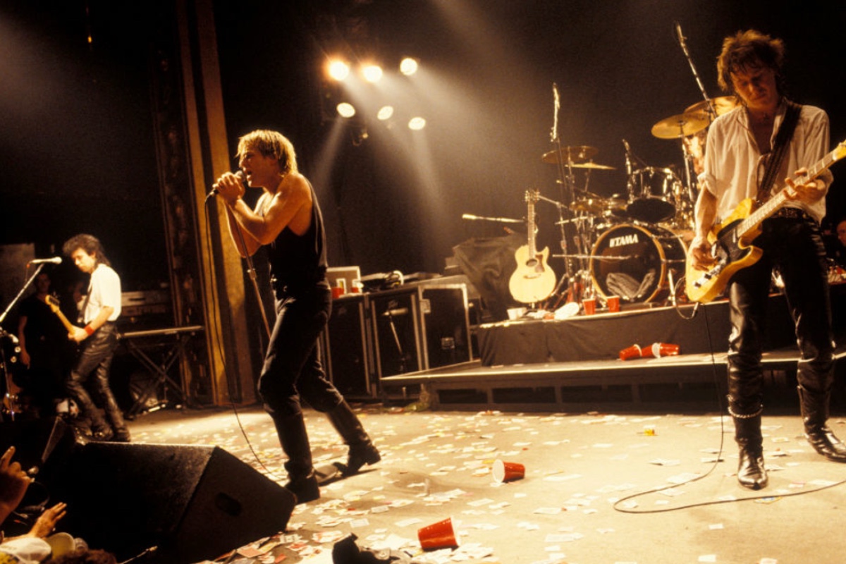 '80s Rockstar Mike Peters Has Died, Cause of Death Revealed