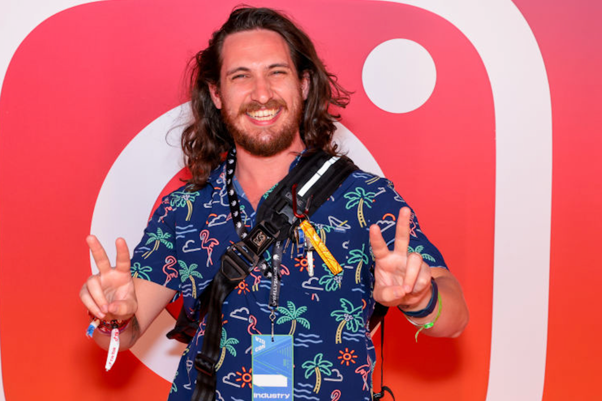 'Life Hacks' TikToker Diagnosed With Stomach Cancer: Sidney Raz Details ...