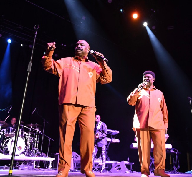Beloved R&B Singer Walter Scott Dead at 81