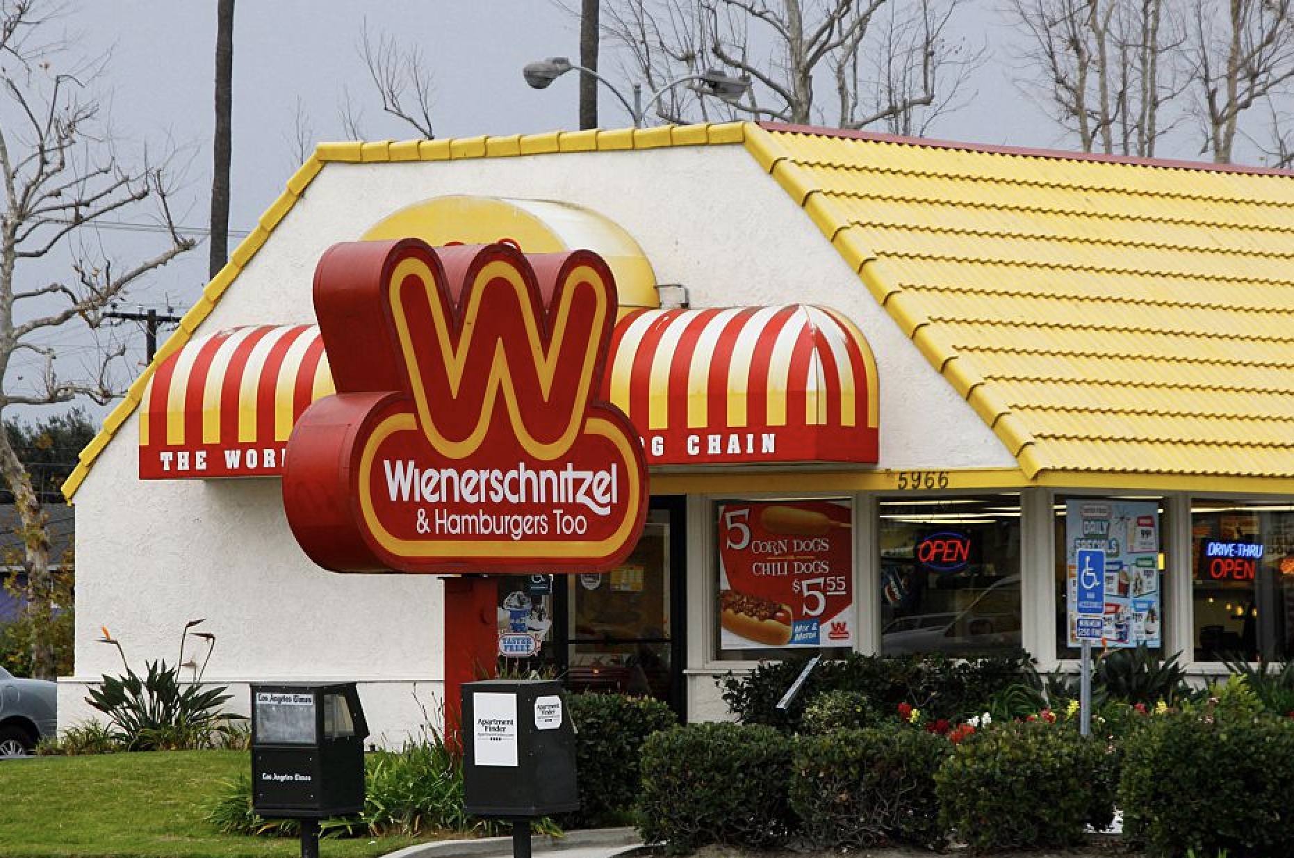 Fast Food Chain to Open New Locations Inside Walmart Stores