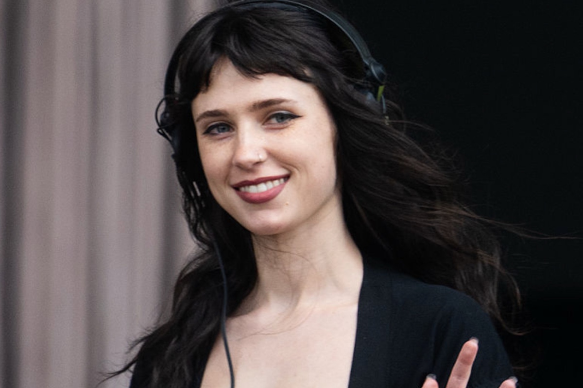 Clairo Models Low-Cut Top, Shows off Her Tattoo