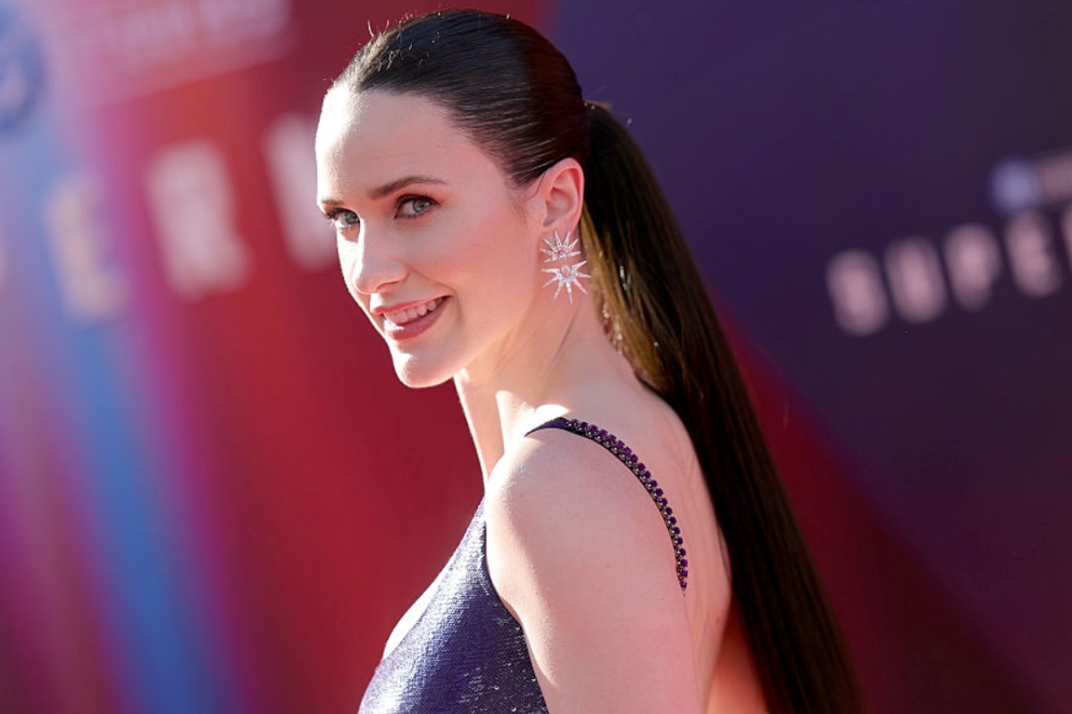 Lois Lane Actress Rachel Brosnahan Wows in Sequin Dress at 'Superman ...