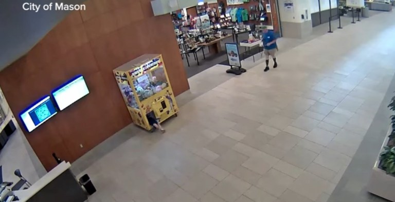 Ohio Child Stuck In Claw Machine Gets Rescued, Caught On Video