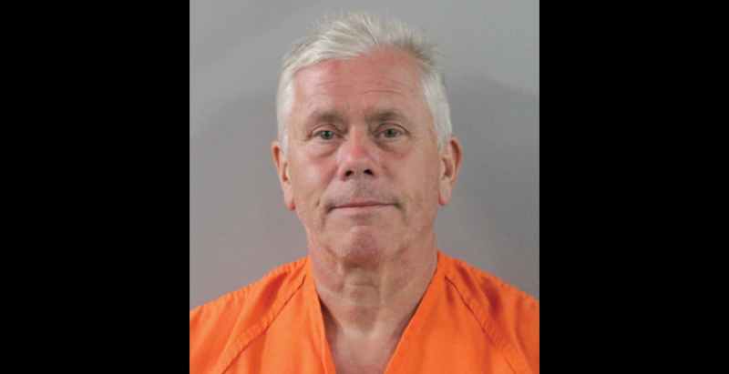 9-Year-Old Girl Tried To Stop Grandfather From Drowning Mom At Florida ...