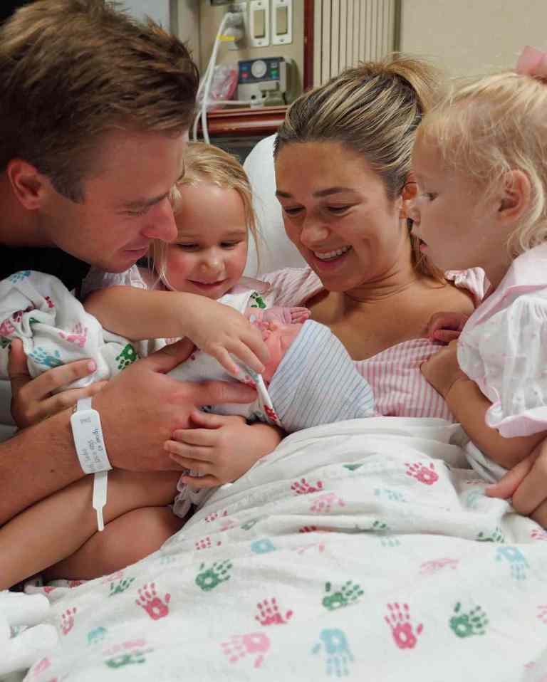 'Duck Dynasty' Star Welcomes Baby, Reveals First Photos