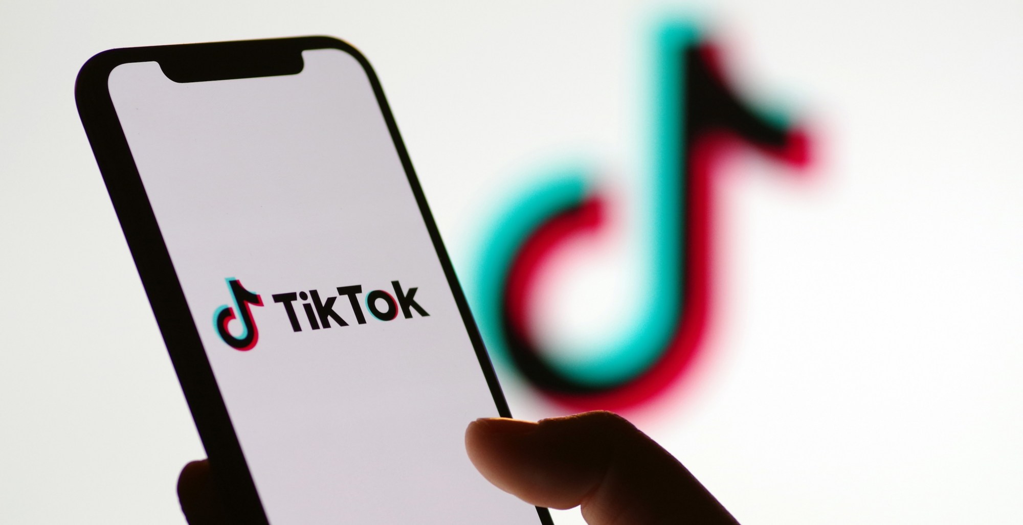 TikTok Trend Leaves 17-Year-Old Dead And 20-Year-Old With Permanent ...