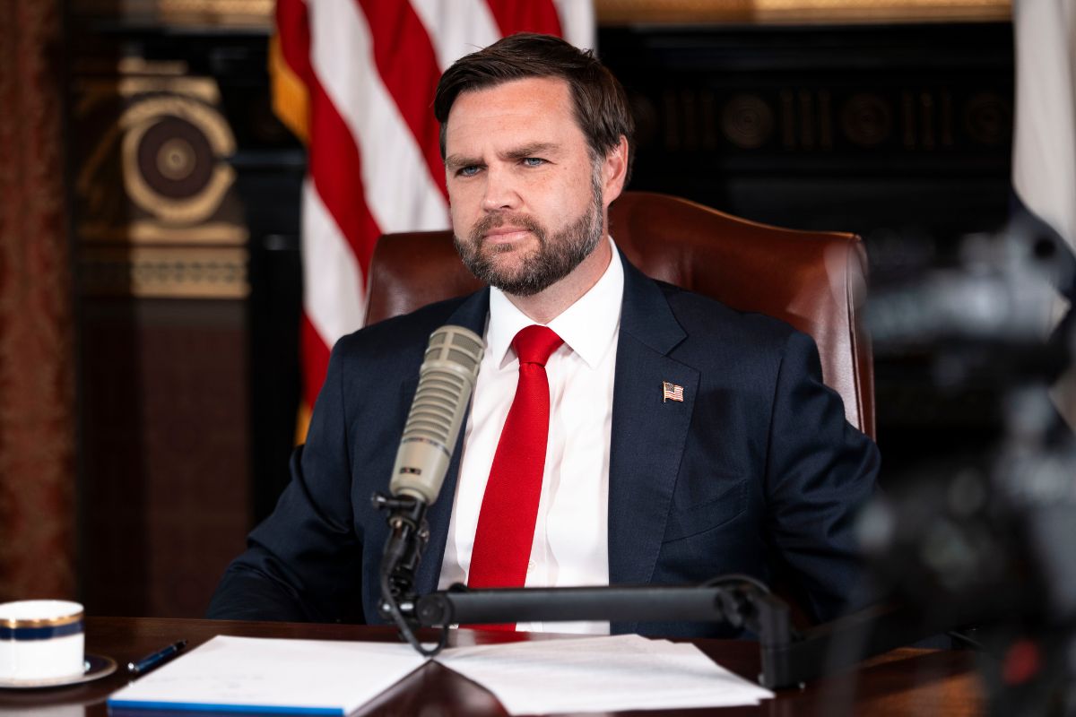 Vice President JD Vance Hosts Charlie Kirk’s Podcast Days After the ...