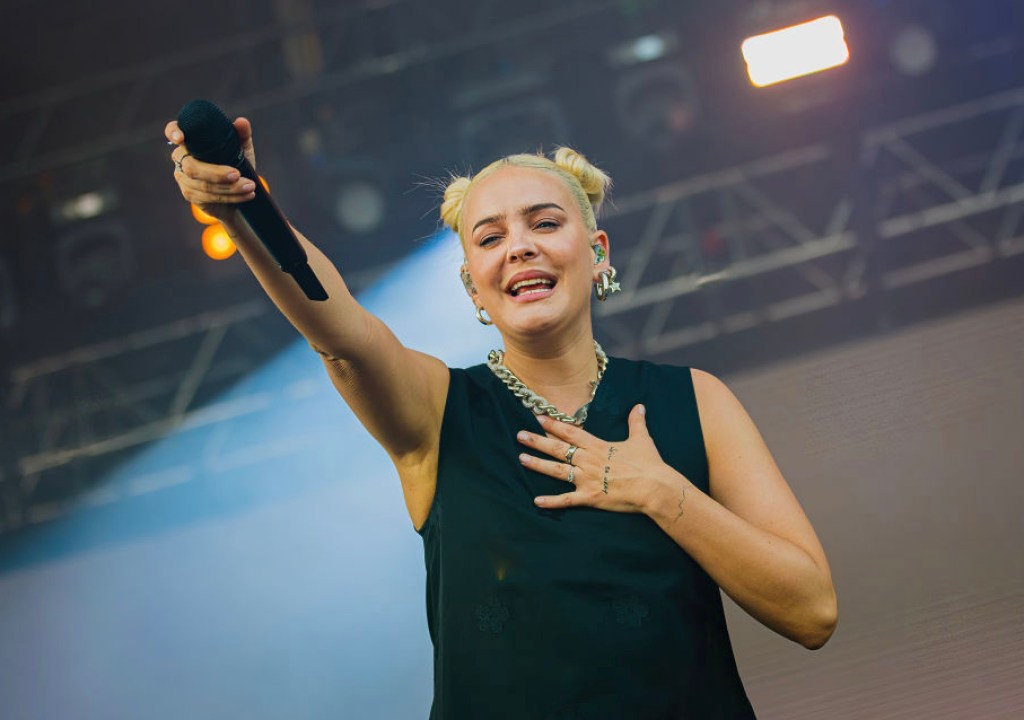 Grammy-Nominated Pop Singer Names Her Newborn Baby 'Forever Sugar'