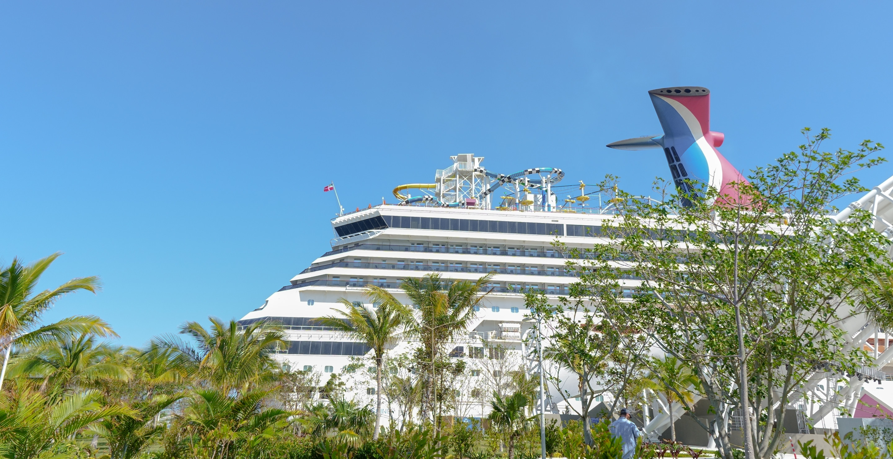 Potential Suspect Emerges In Death Of Cheerleader On Carnival Cruise ...