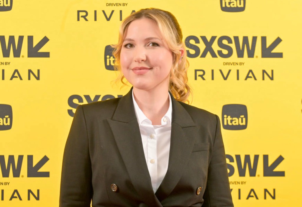 Late Night Host Faces Continued Illness, Cancels Rest of Standup Tour