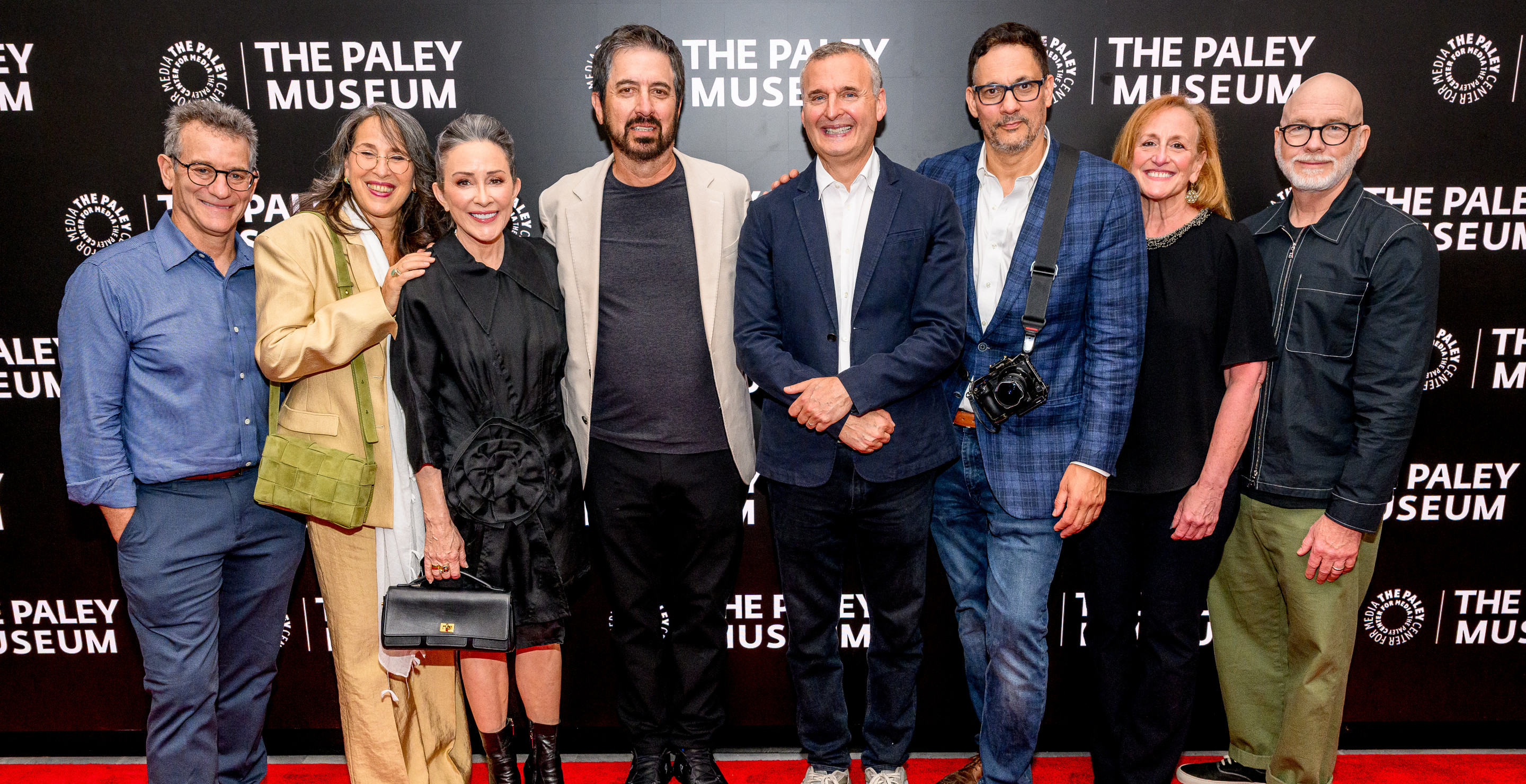 Iconic '90s Sitcom Cast Reunite For 30th Anniversary Special: See First ...