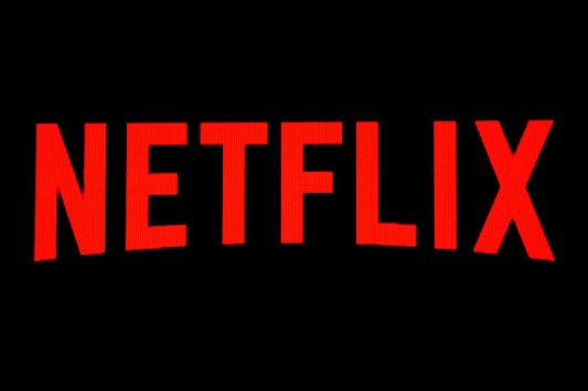 Former Netflix TV Show Host Reveals Pregnancy, May Due Date