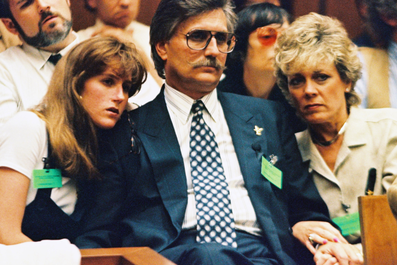 O.J. Simpson’s Estate Agrees to Pay Ron Goldman’s Father Millions ...