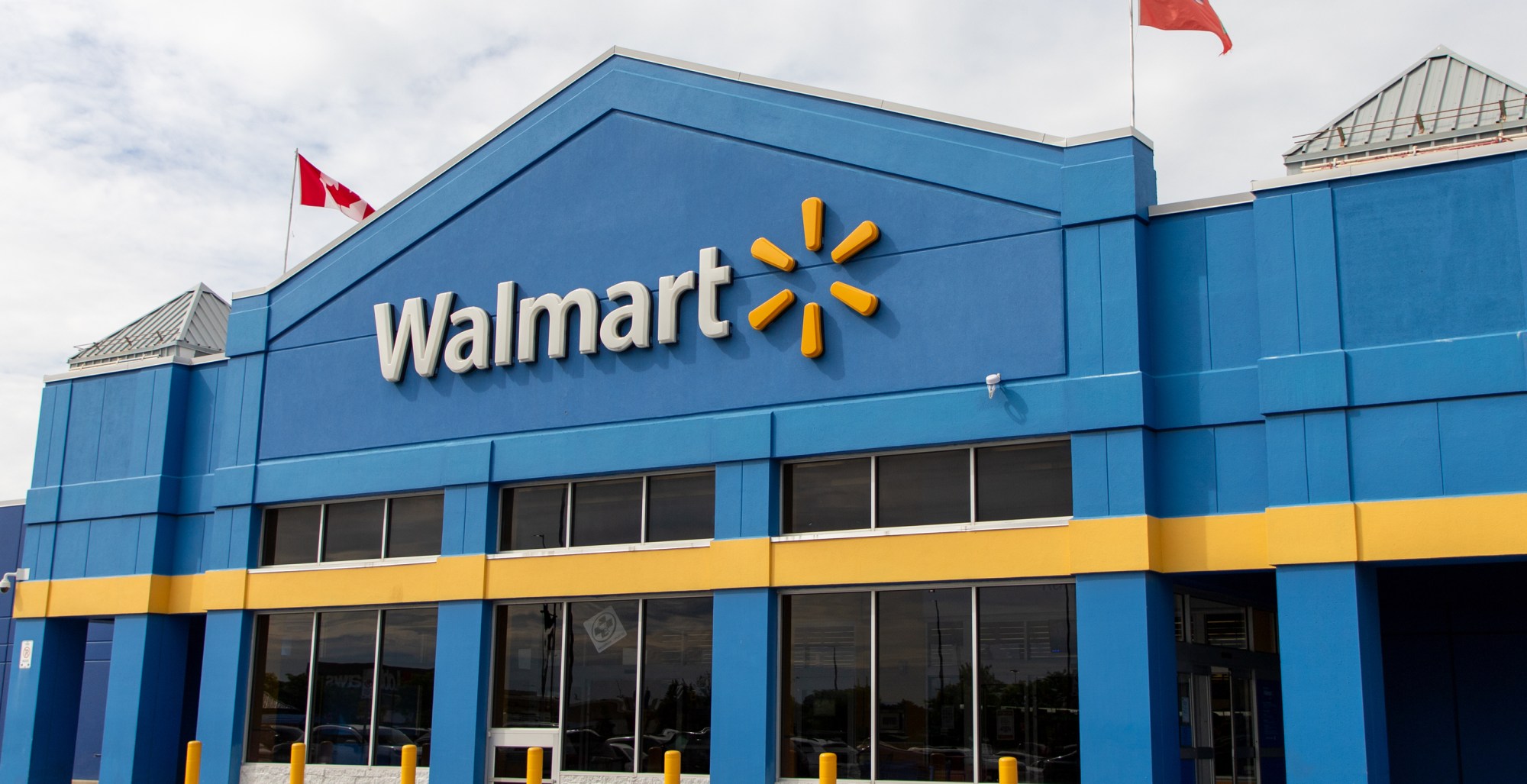 Fan Shows Off "Genius" Walmart DIY Version Of Sold-Out Starbucks Bear Cup