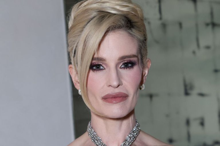 Kelly Osbourne Debuts Dramatic Weight Loss Months After Her Father Ozzy's Death