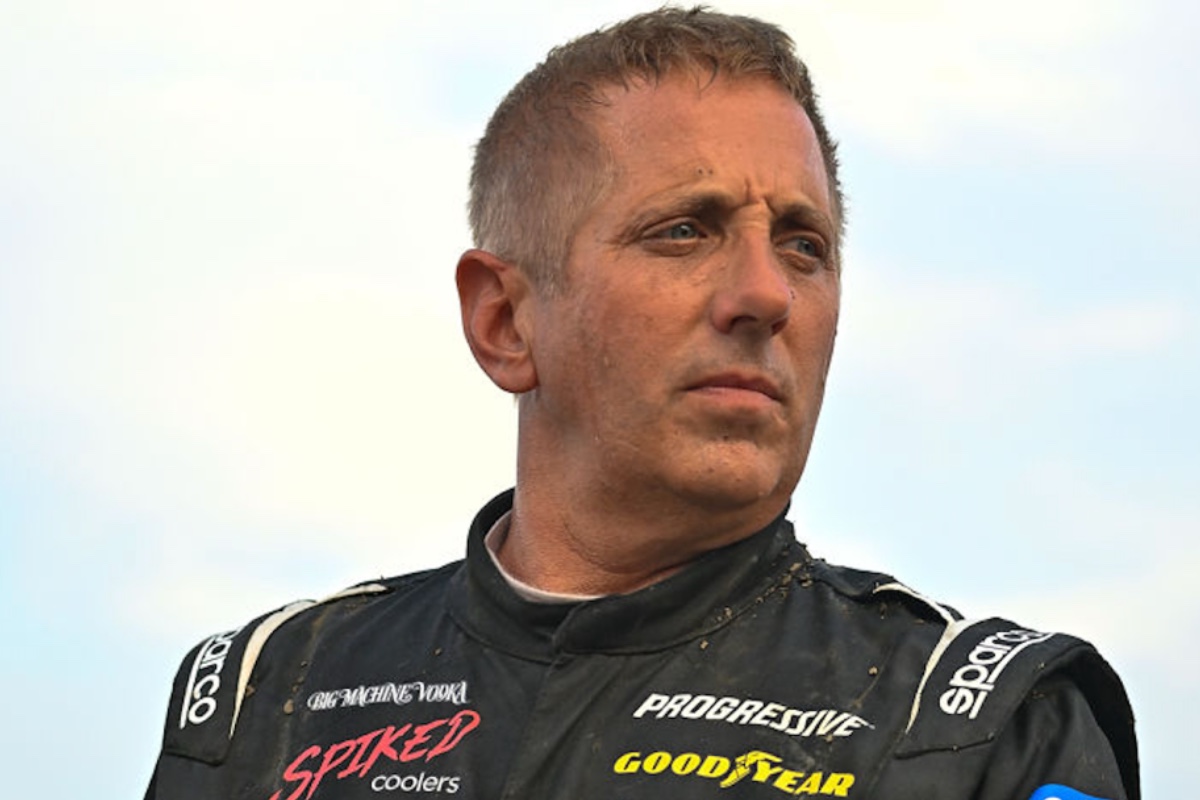 NASCAR Legend Greg Biffle Dies Alongside Wife and Kids After Jet Crash ...