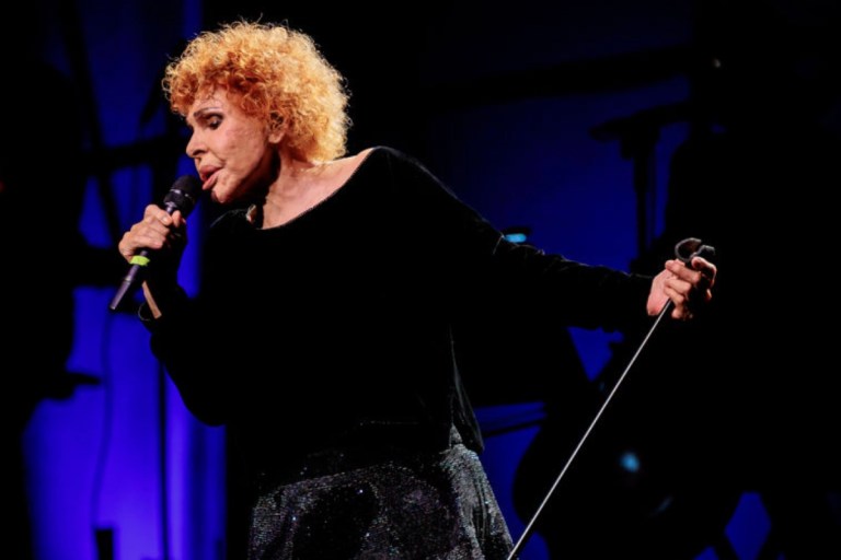 Pop Singer Who Sold 55-Million Records Dies of Heart Attack: Ornella ...