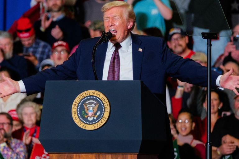 President Trump Announces High School Sporting Event ‘Patriot Games’ As ...