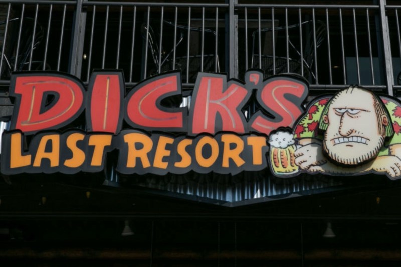 Restaurant Chain Dick's Last Resort Has Closed Down Its Original Location