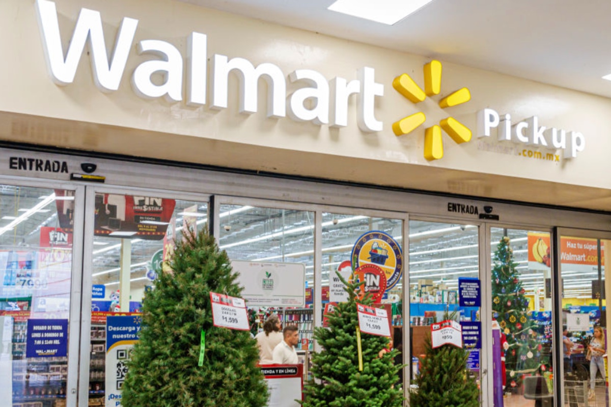 Walmart 2025 New Year's Day Hours, Explained