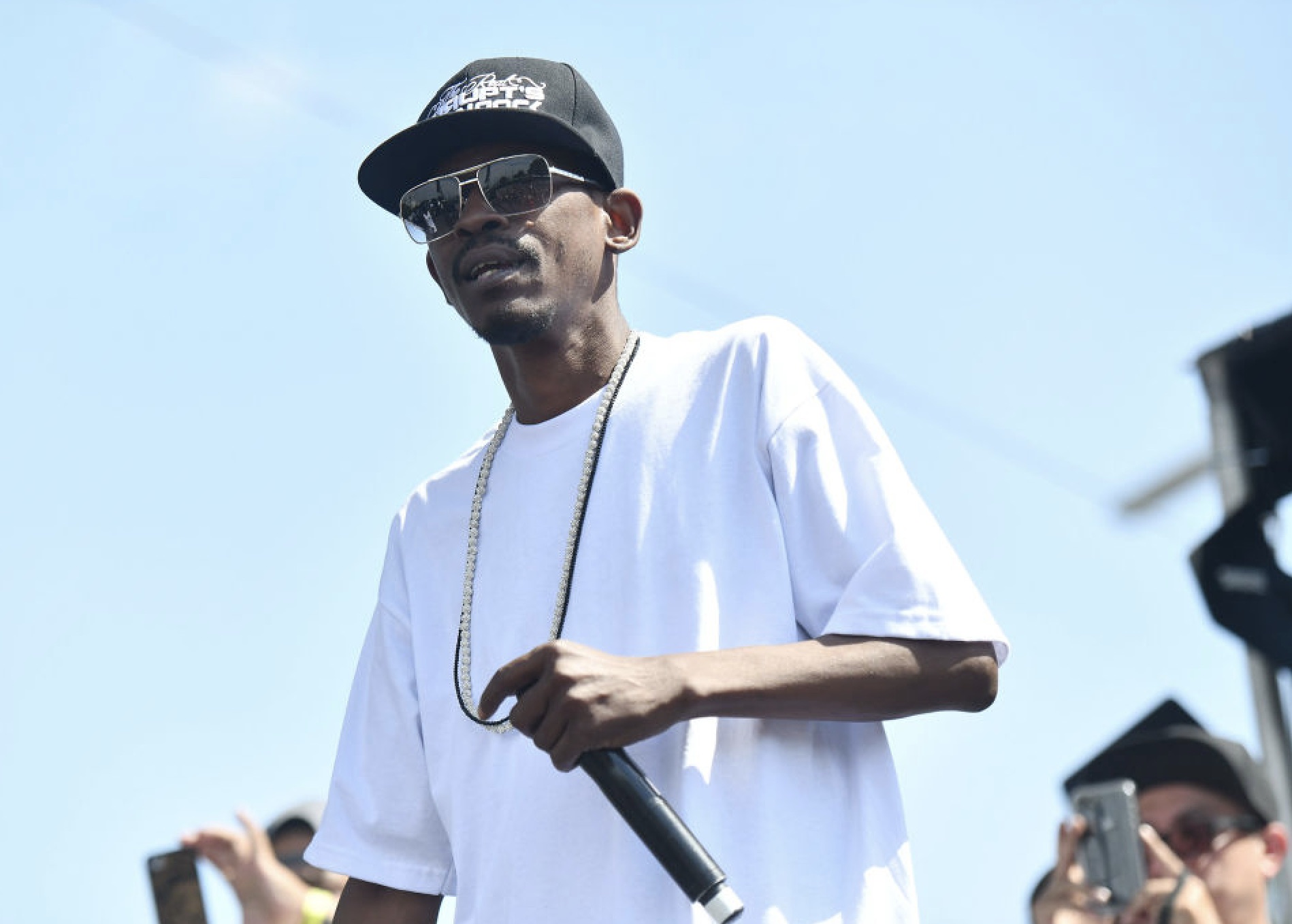 '90s Rap Legend Hospitalized With 'Serious Health Issues'