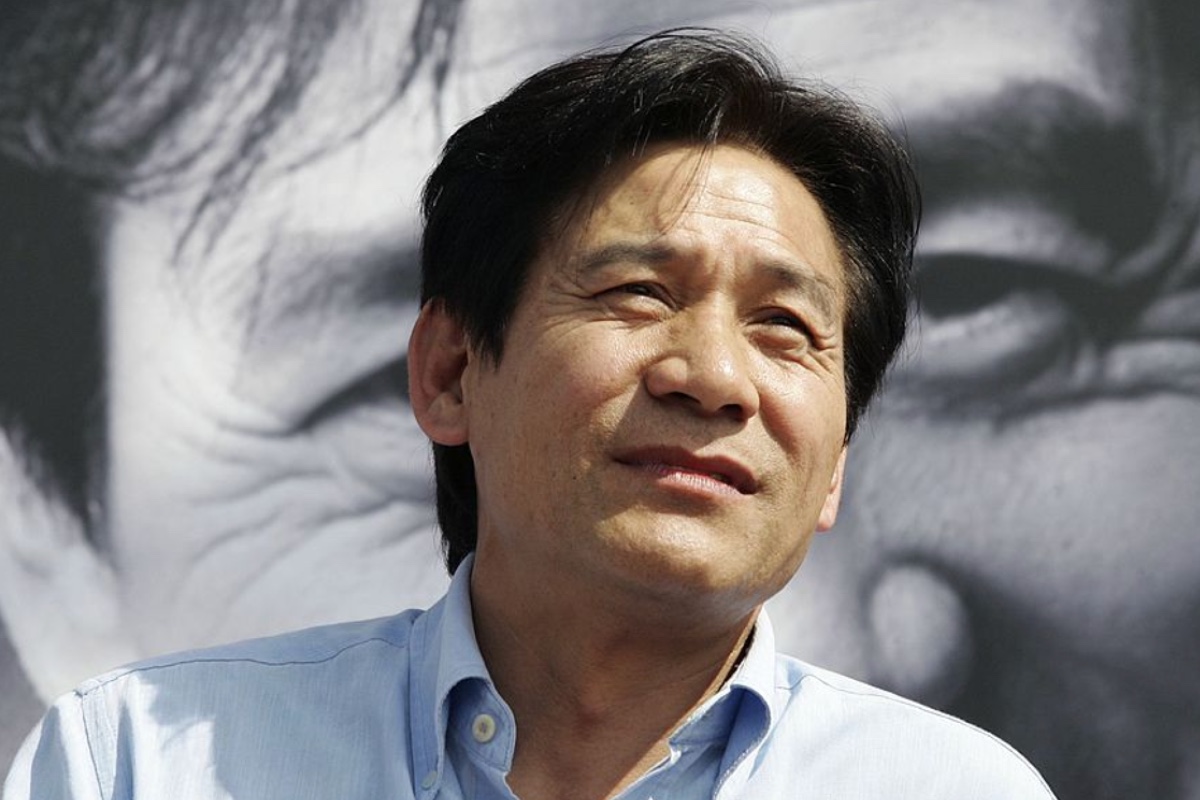 Beloved Actor Ahn Sung-Ki Dead at 74