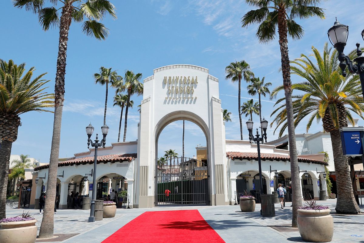 Former Child Actor Accuses Universal Studios of Firing Him After He ...