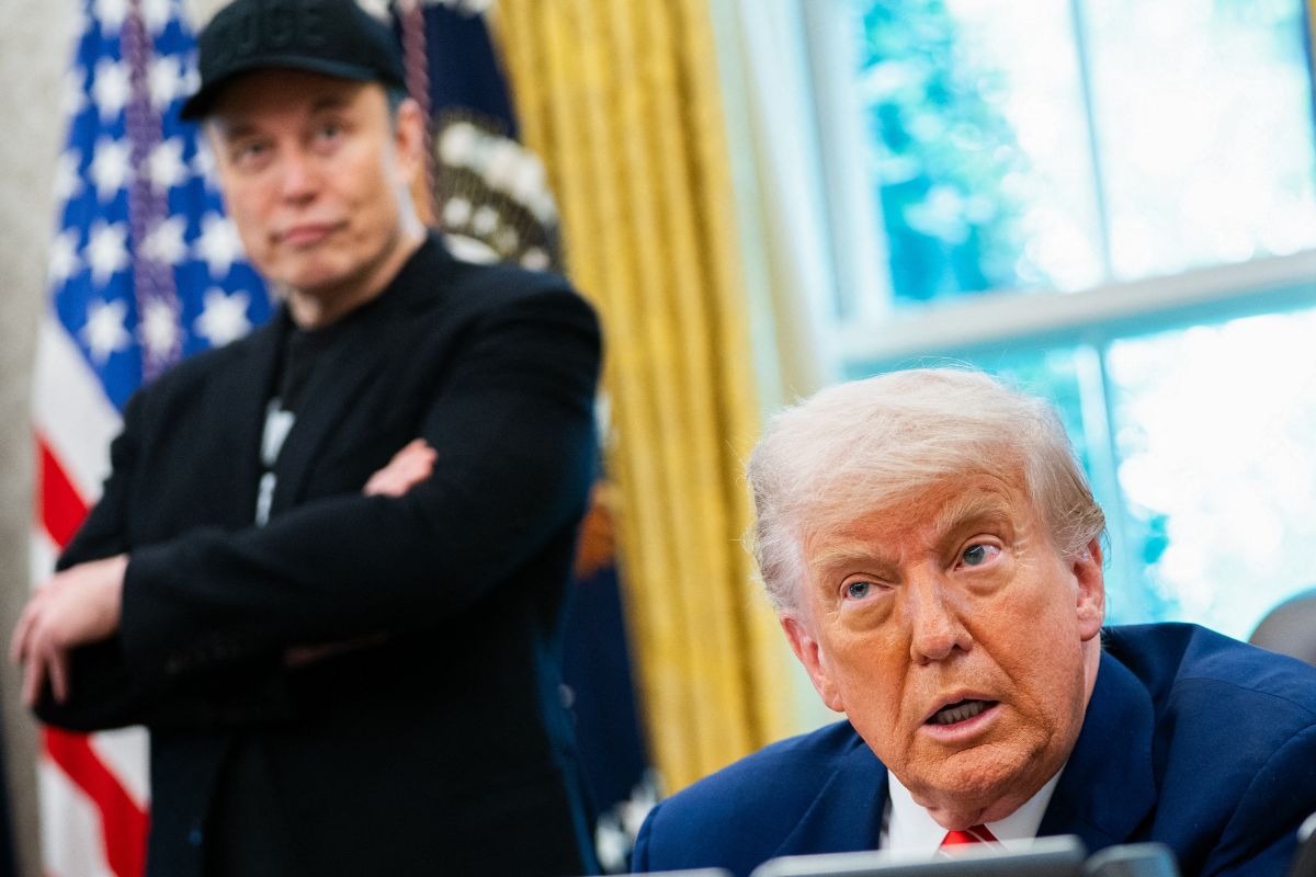 President Trump Reunites With Elon Musk For a 'Lovely' Dinner Months ...