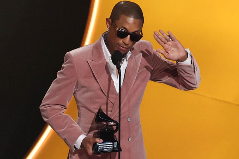 Pharrell Snubs Neptunes Partner Chad Hugo While Accepting Grammys ...