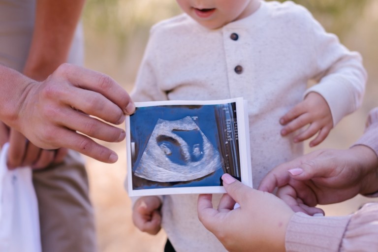'General Hospital' Star and Wife Expecting Their 3rd Child Together